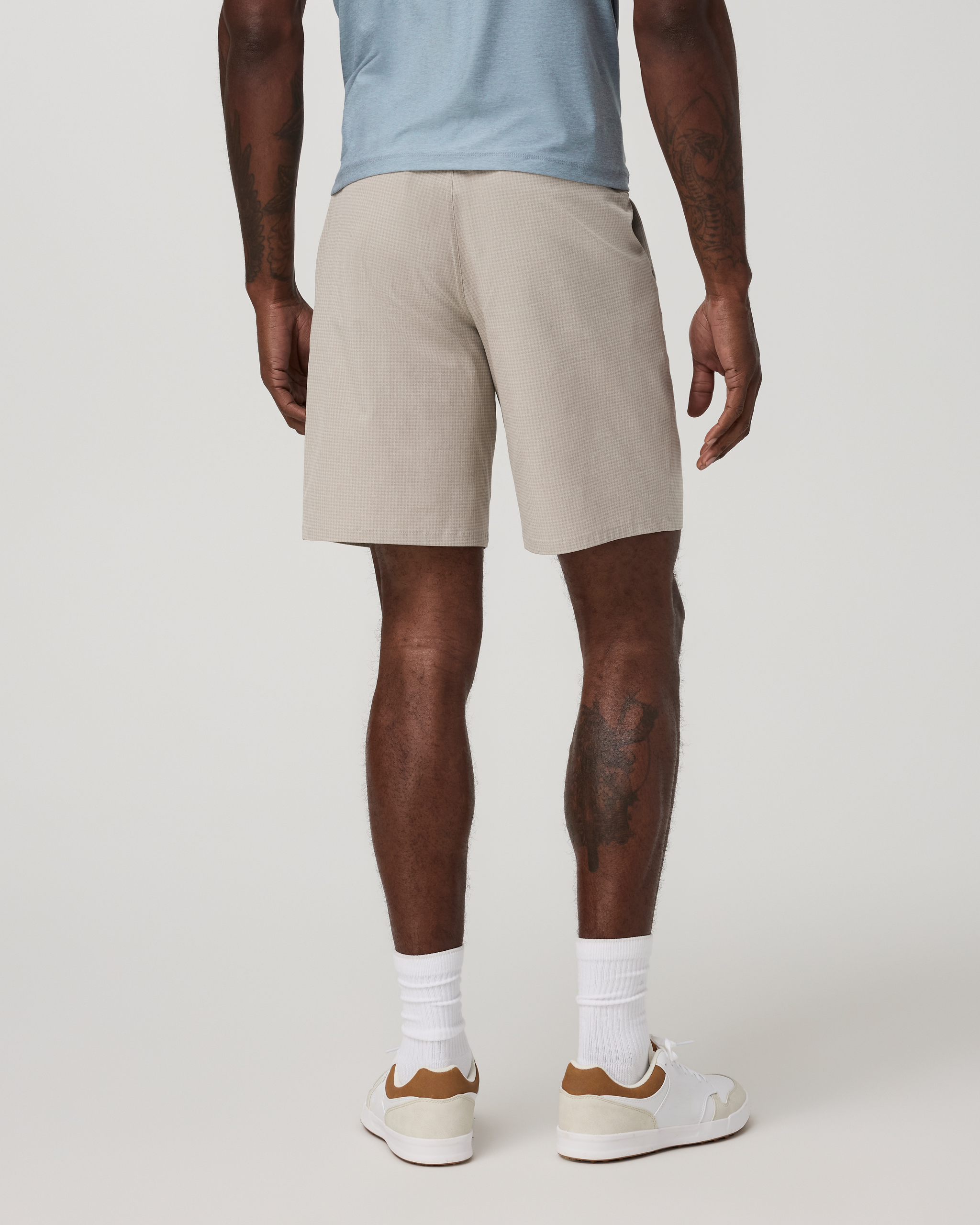VUORI Aim 8" Chino Shorts